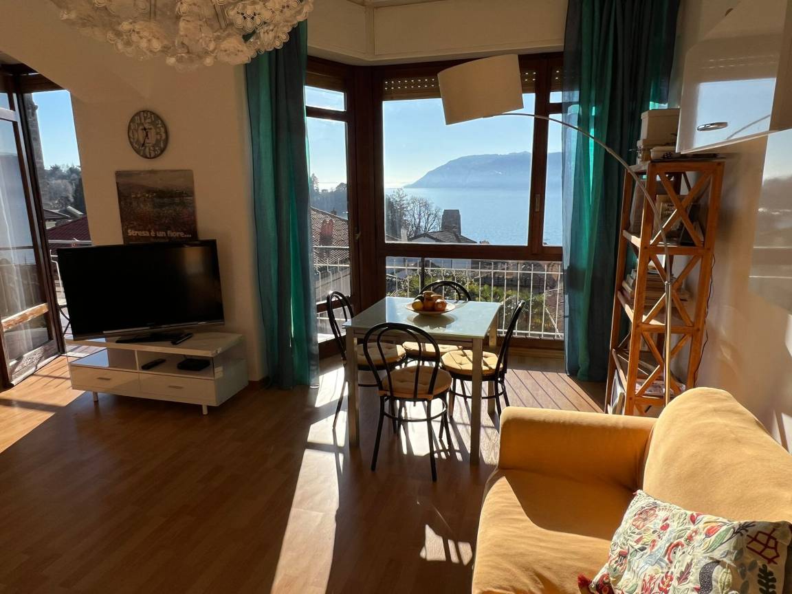 70 M² Ferienwohnung ∙ 2 Schlafzimmer ∙ 4 Gäste - Lago Maggiore