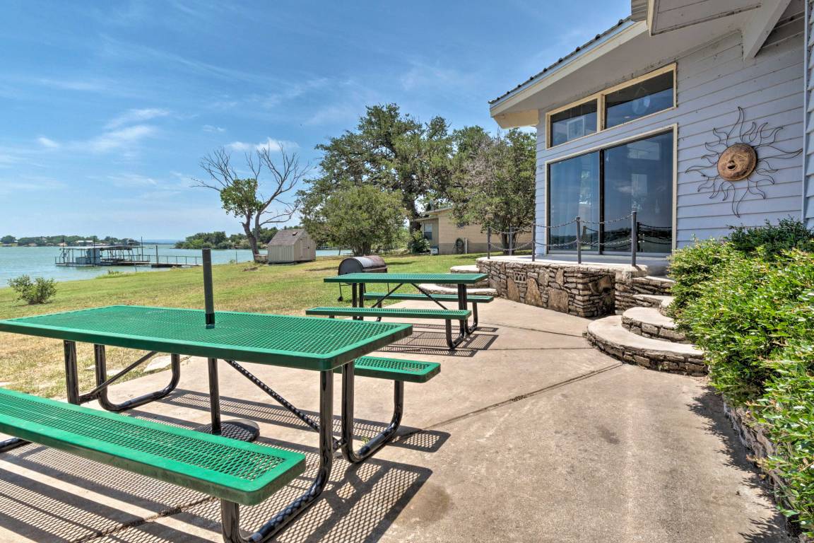 195 M² House ∙ 3 Bedrooms ∙ 12 Guests - Lake Buchanan, TX