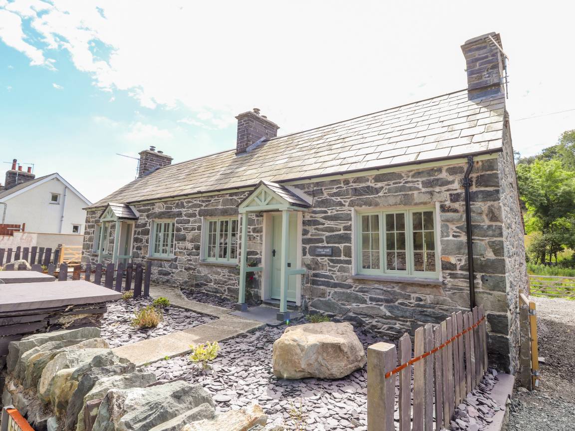 Cottage ∙ 3 Bedrooms ∙ 4 Guests - Llanberis