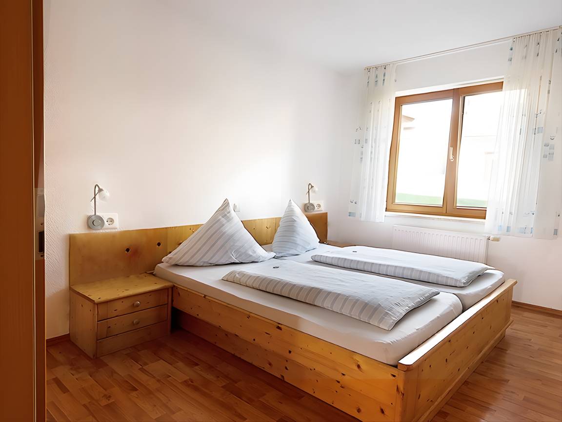 35 M² Appartement ∙ 1 Slaapkamer ∙ 2 Gasten - Langenau