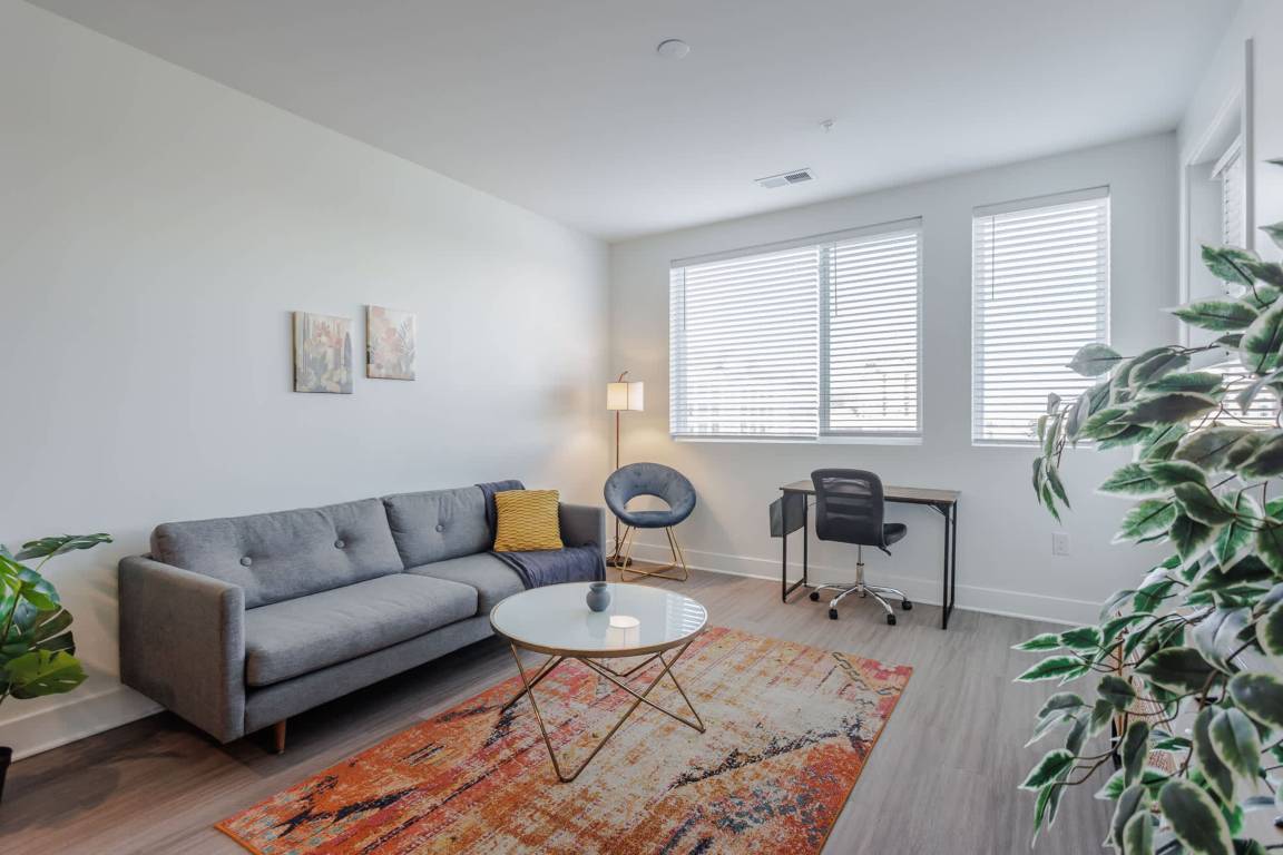 Apartment ∙ 2 Bedrooms ∙ 4 Guests - Cincinnati, OH