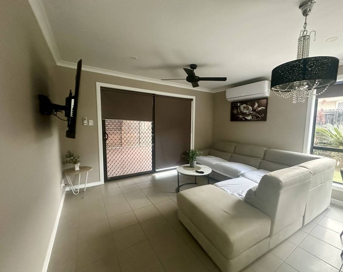 95 M² House ∙ 3 Bedrooms ∙ 8 Guests - Brisbane