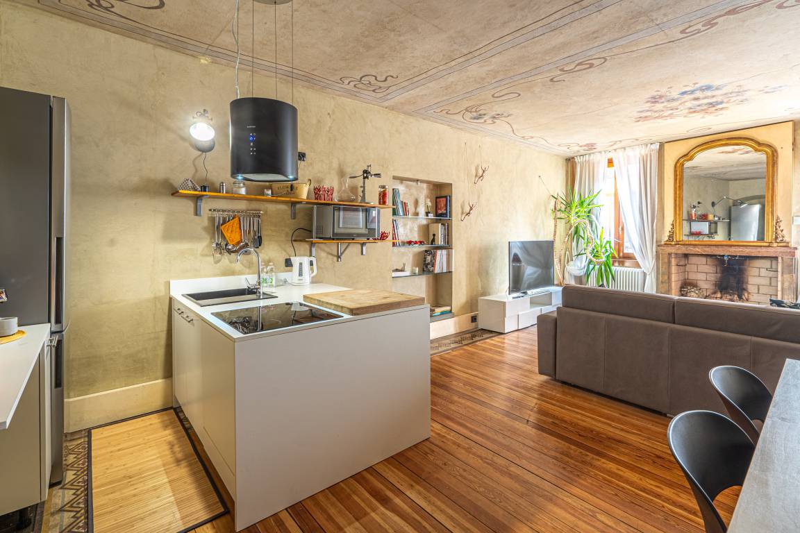 65 M² Apartamento ∙ 1 Habitación ∙ 4 Huéspedes - Bergamo