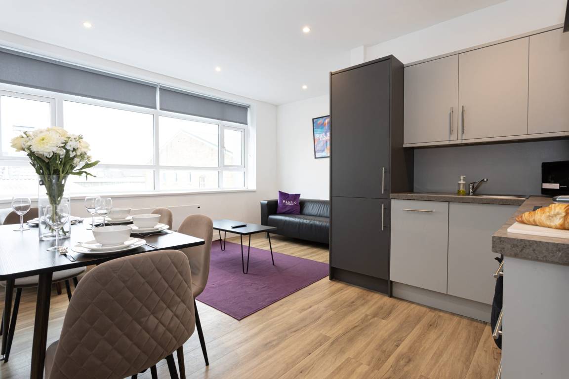 Apartment ∙ 2 Bedrooms ∙ 6 Guests - Spinningfields - Manchester