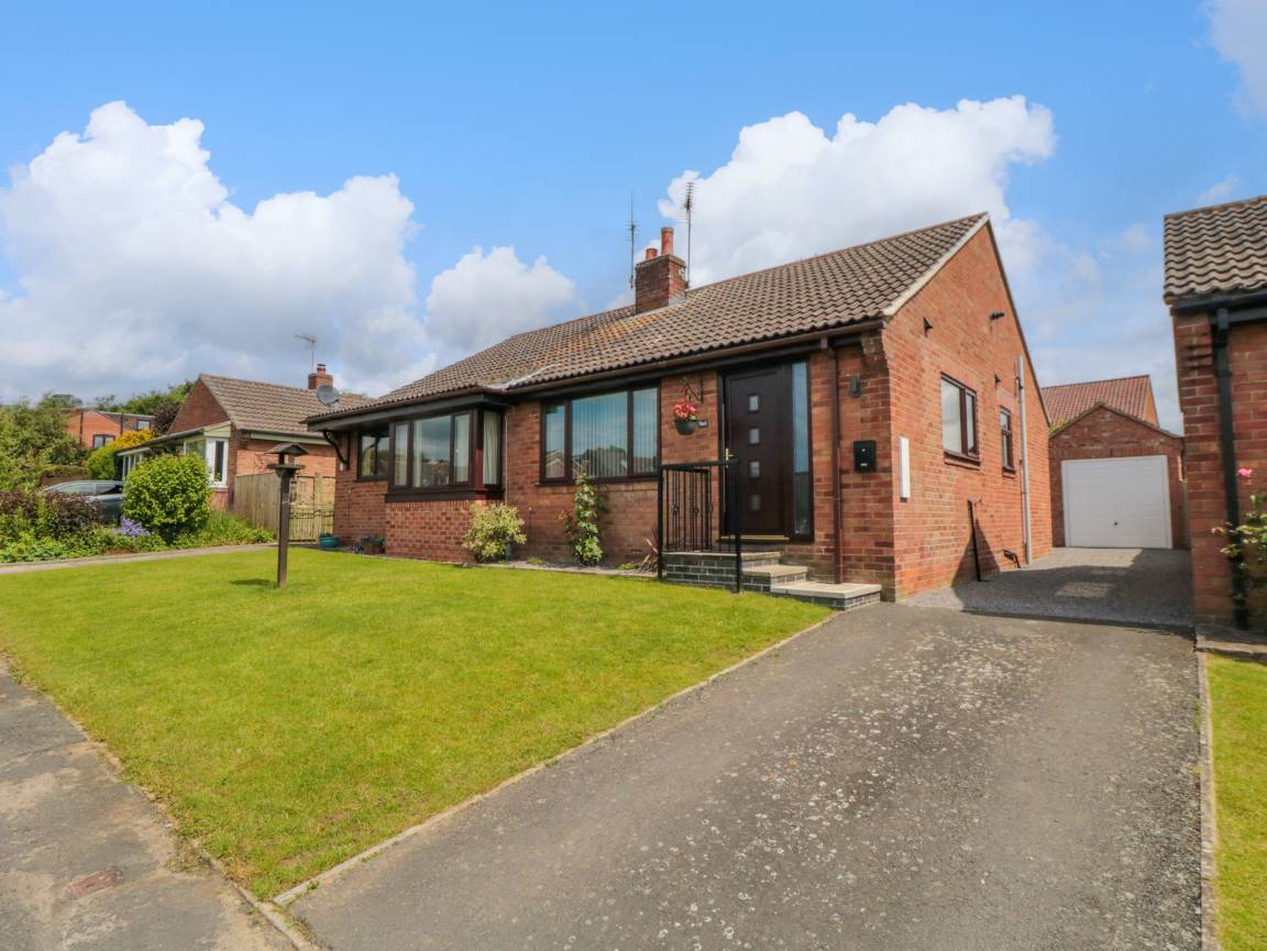 Cottage ∙ 2 Bedrooms ∙ 4 Guests - Helmsley