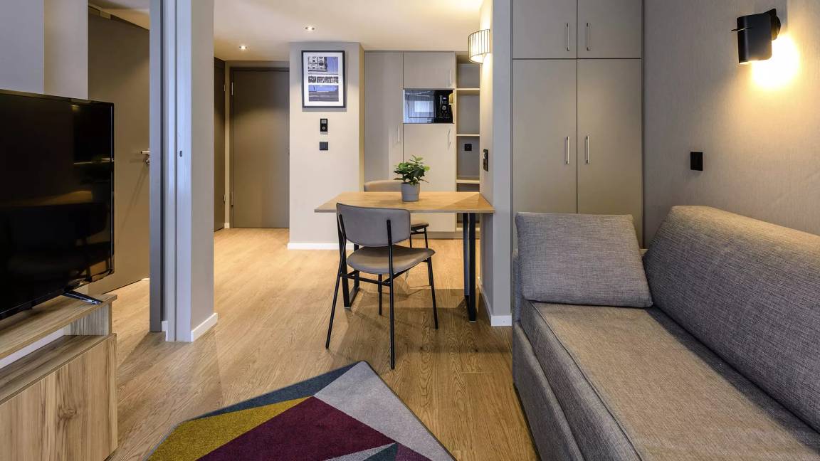25 M² Apartment ∙ 1 Bedroom ∙ 4 Guests - Zurich, Switzerland
