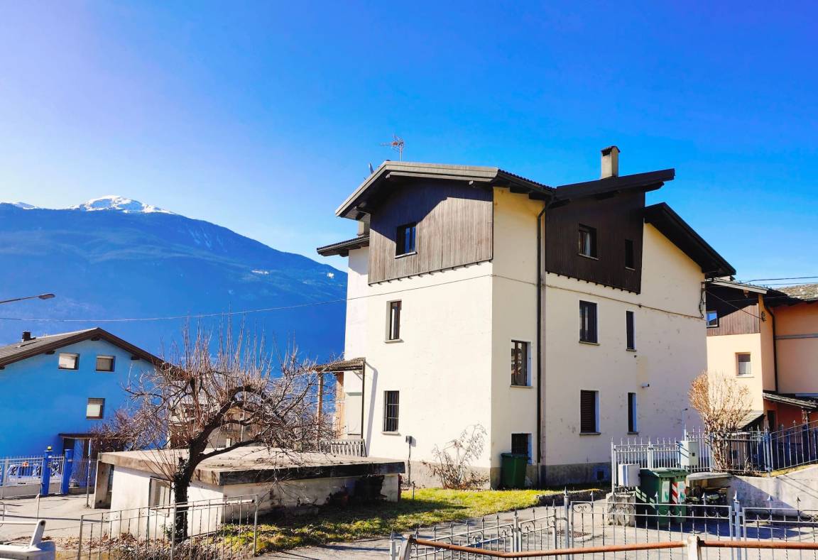 47 M² Appartement ∙ 1 Chambre ∙ 3 Personnes - Aoste