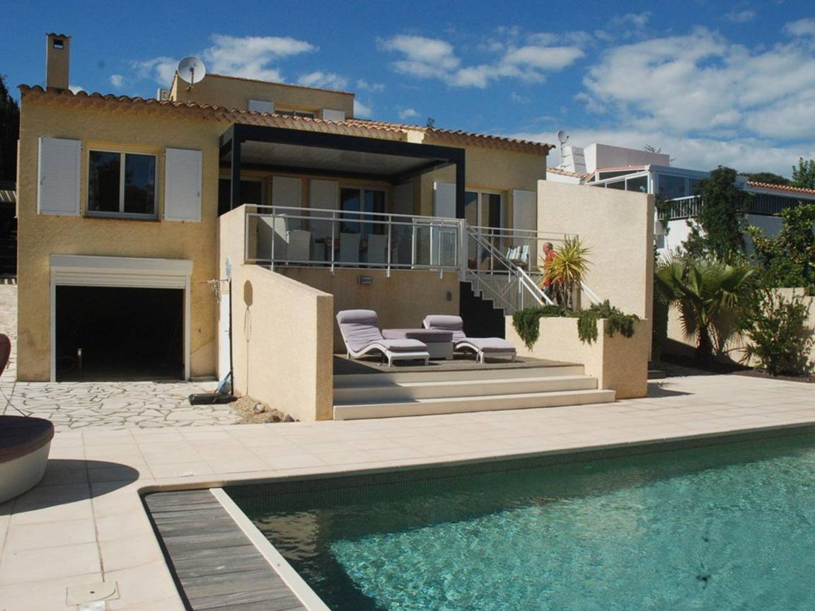 140 M² Villa ∙ 3 Chambres ∙ 6 Personnes - Sète