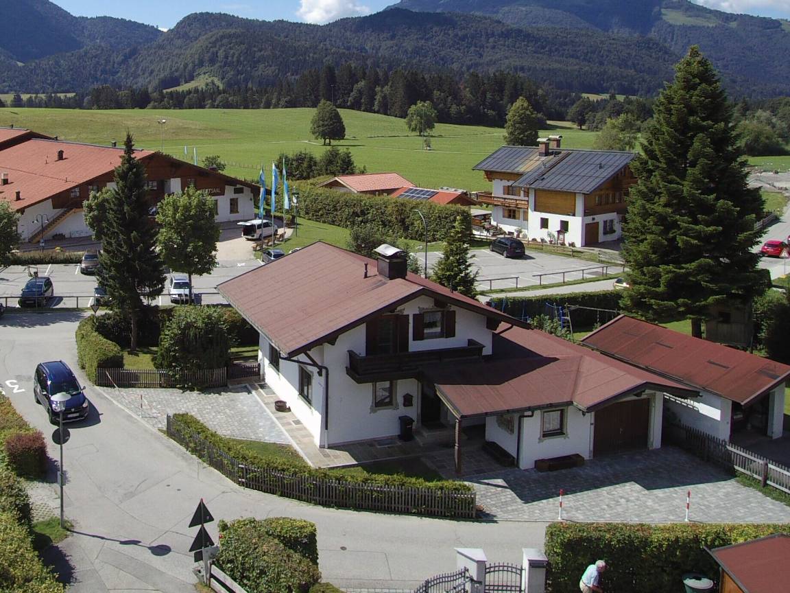 150 M² Maison De Vacances ∙ 3 Chambres ∙ 6 Personnes - Reit im Winkl
