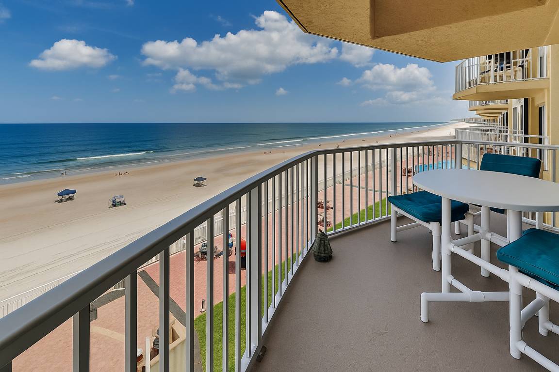 124 M² Condo ∙ 2 Bedrooms ∙ 5 Guests - Daytona Beach Shores, FL