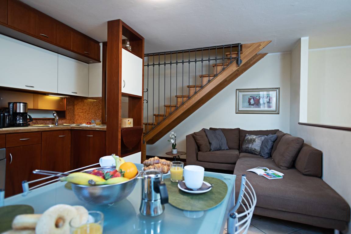 98 M² Huoneisto ∙ 3 Makuuhuonetta ∙ 6 Vierasta - Garda