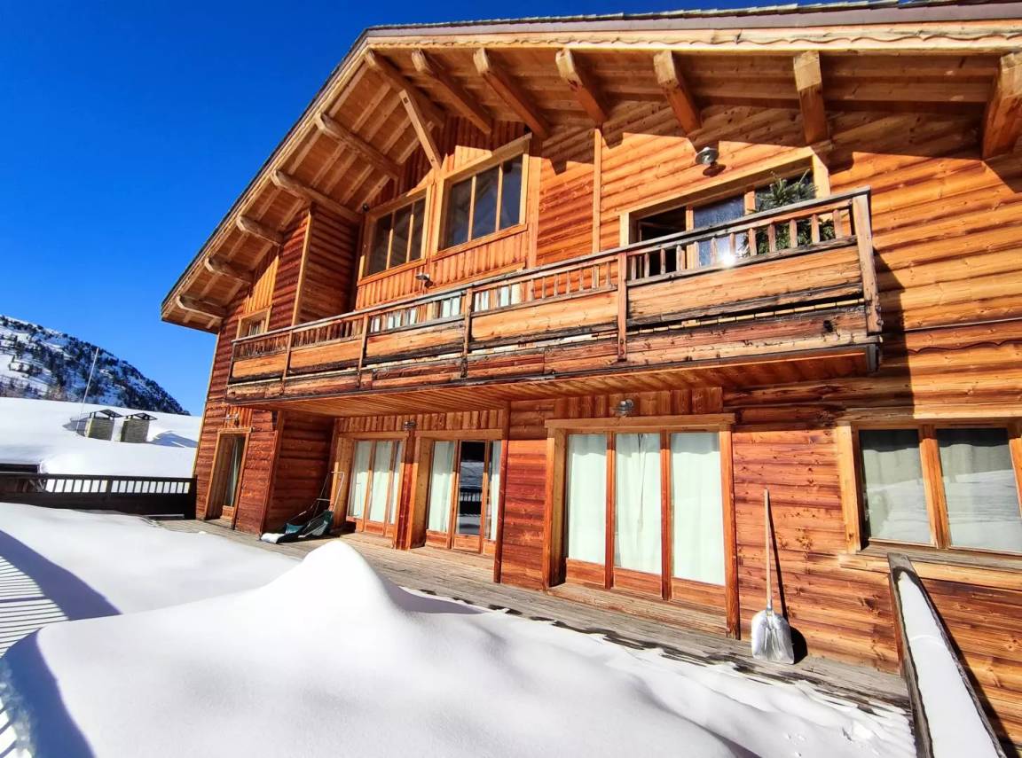 100 M² Apartment ∙ 3 Bedrooms ∙ 7 Guests - Isola