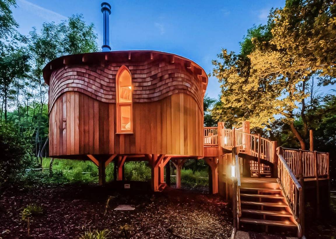 Chalet ∙ 2 Bedrooms ∙ 4 Guests - Portsmouth