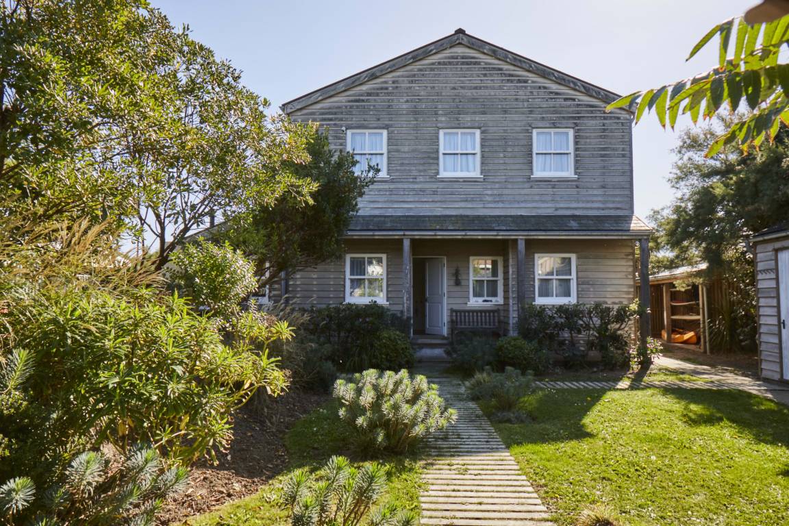 223 M² House ∙ 6 Bedrooms ∙ 12 Guests - Bosham