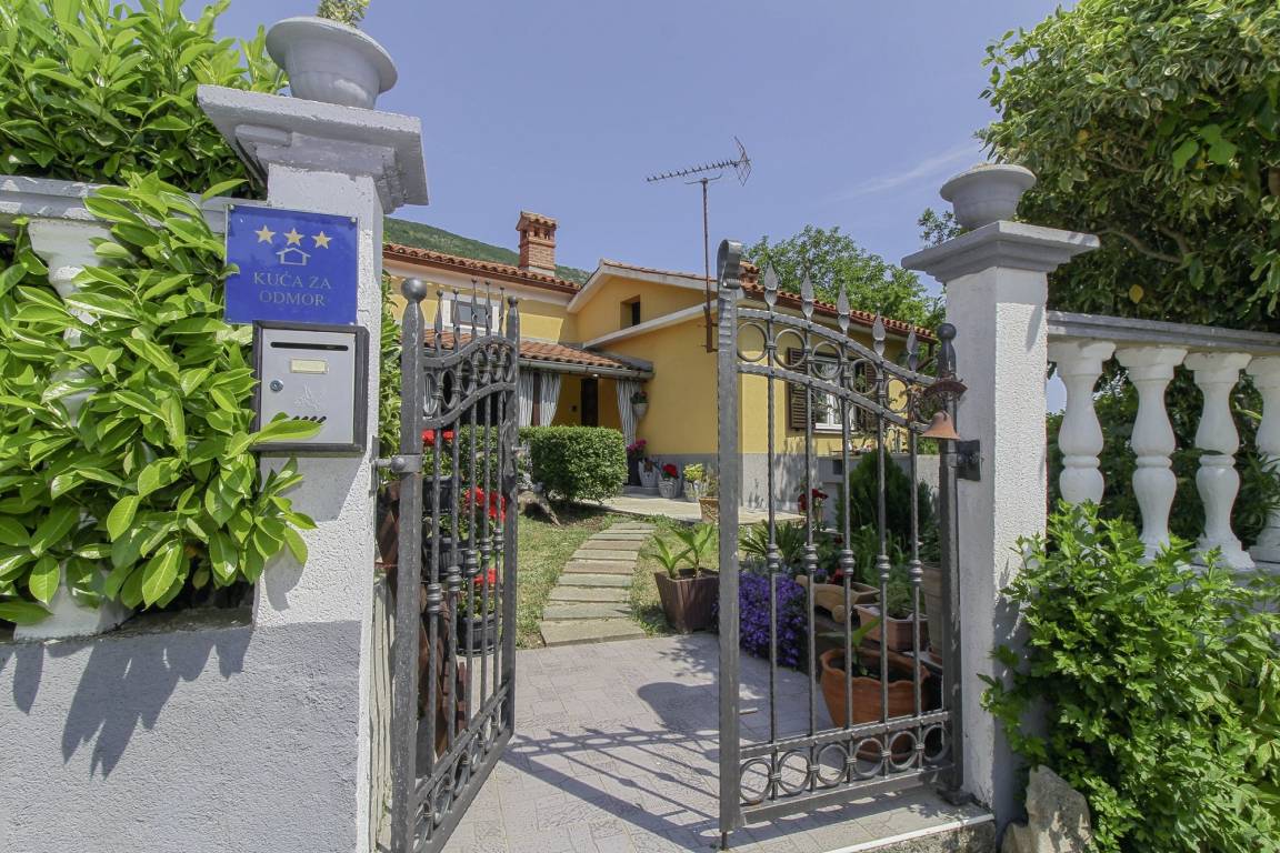 130 M² Ferienhaus ∙ 2 Schlafzimmer ∙ 6 Gäste - Rabac