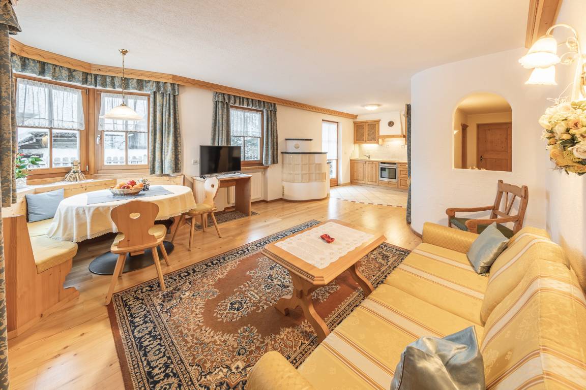 70 M² Apartment ∙ 2 Bedrooms ∙ 6 Guests - Kronplatz