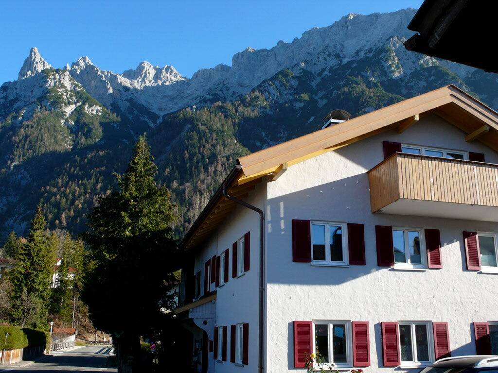 70 M² Apartment ∙ 2 Bedrooms ∙ 4 Guests - Mittenwald