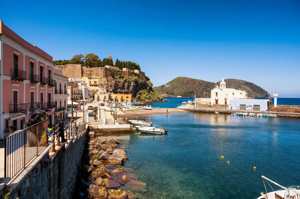 25 M² Appartement ∙ 1 Chambre ∙ 2 Personnes - Lipari