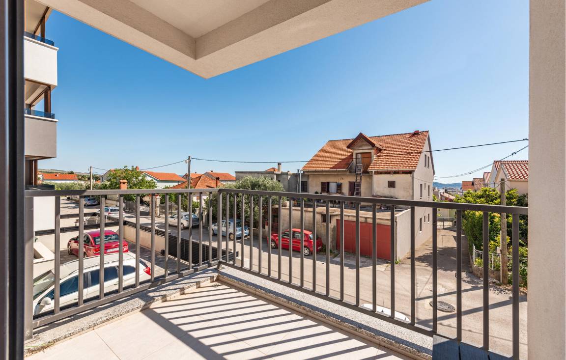 70 M² Ferienwohnung ∙ 2 Schlafzimmer ∙ 4 Gäste - Sukošan