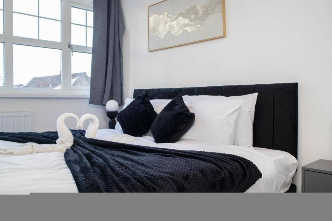 Maison De Vacances ∙ 4 Chambres ∙ 4 Personnes - Warrington