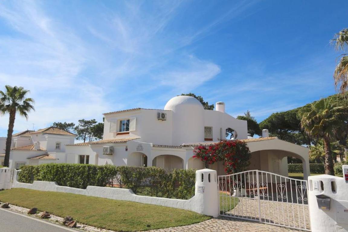 225 M² Villa ∙ 5 Chambres ∙ 10 Personnes - Vilamoura