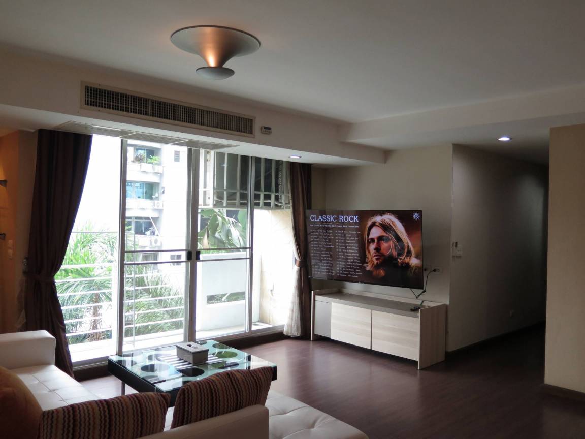 130 M² Lägenhet ∙ 2 Sovrum ∙ 6 Gäster - Bangkok
