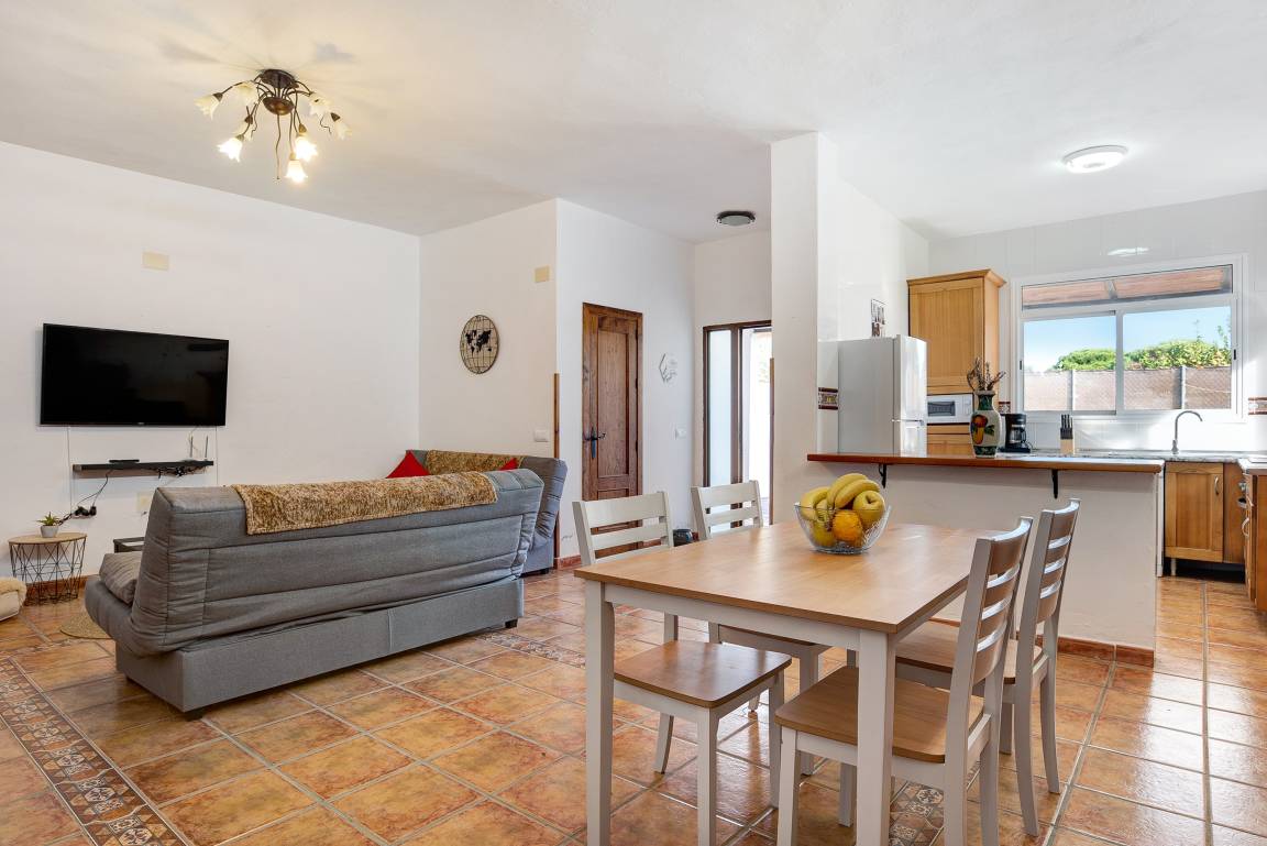 65 M² Ferienhaus ∙ 2 Schlafzimmer ∙ 4 Gäste - Barbate