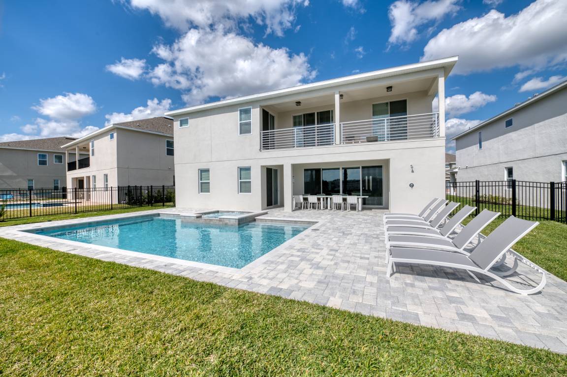 502 M² Ferienhaus ∙ 11 Schlafzimmer ∙ 24 Gäste - Florida