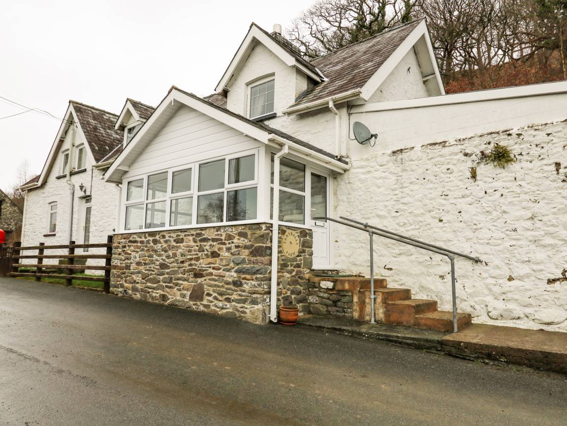 Cottage ∙ 4 Bedrooms ∙ 7 Guests - Builth Wells