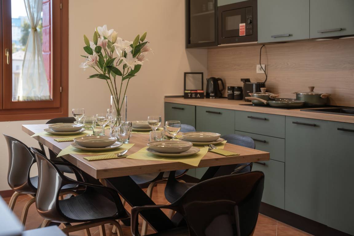 Apartment ∙ 3 Bedrooms ∙ 8 Guests - Mestre
