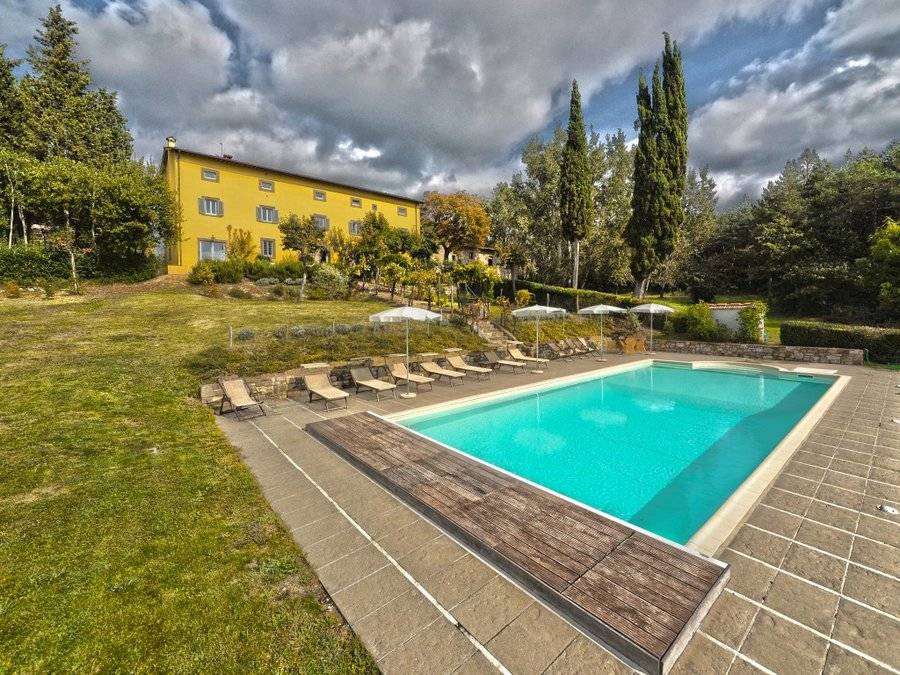 320 M² Agriturismo ∙ 7 Camere Da Letto ∙ 16 Ospiti - Poppi