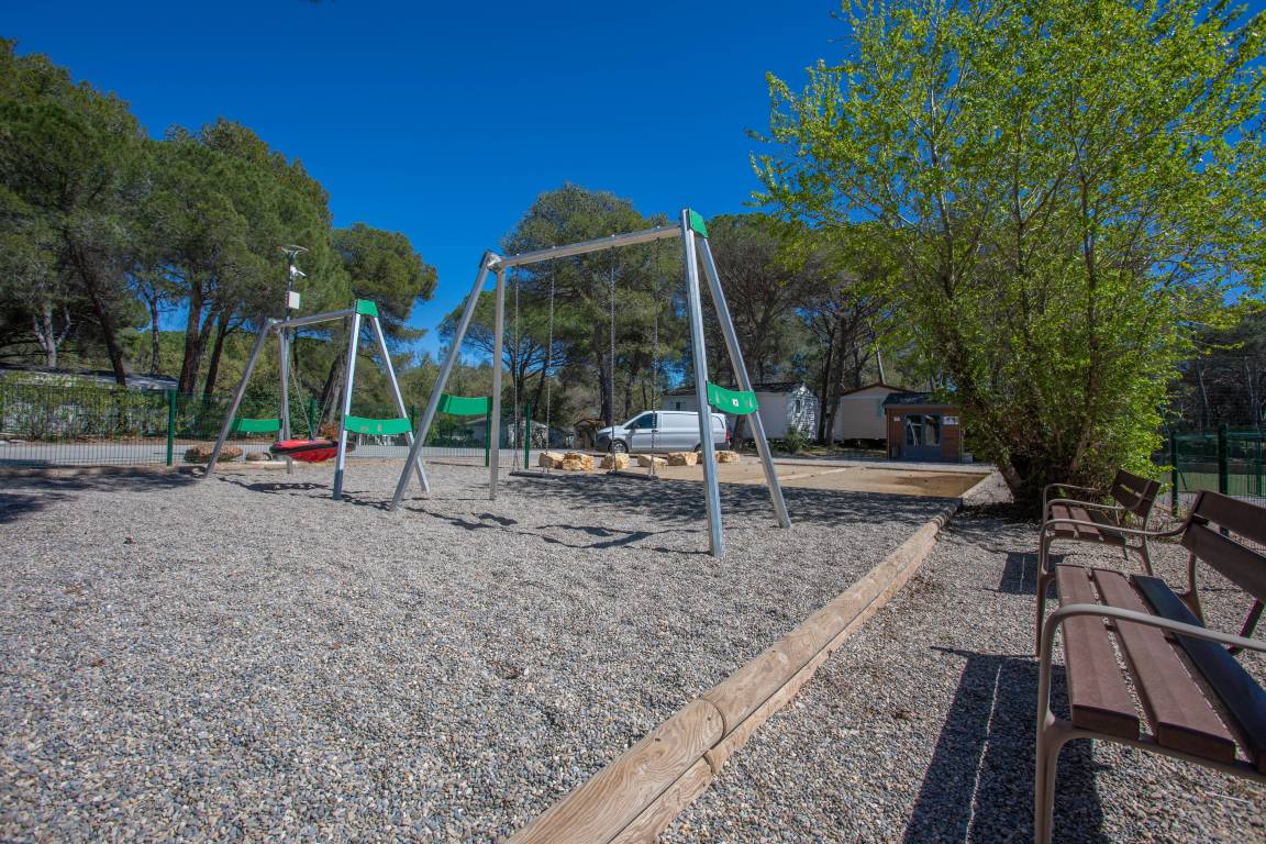 50 M² Camping ∙ 2 Chambres ∙ 4 Personnes - Montauroux