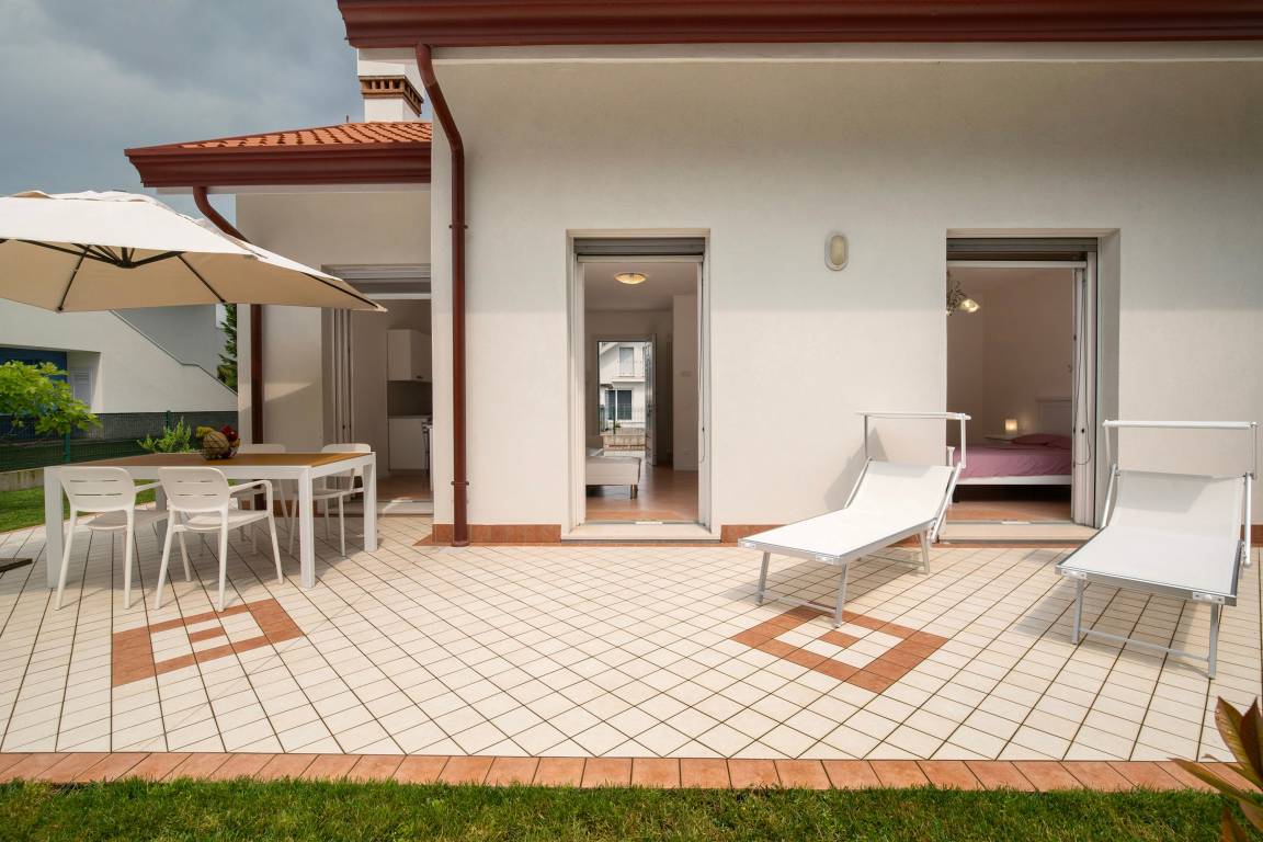 90 M² Villa ∙ 3 Bedrooms ∙ 4 Guests - Jesolo