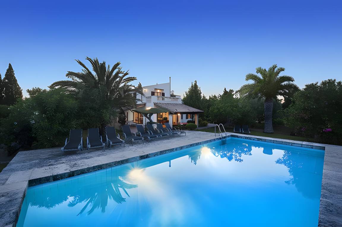 250 M² Casa De Campo ∙ 6 Habitaciones ∙ 12 Huéspedes - Alcudia