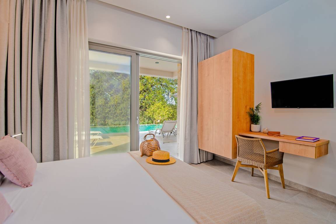 250 M² Villa ∙ 5 Bedrooms ∙ 10 Guests - Керкира