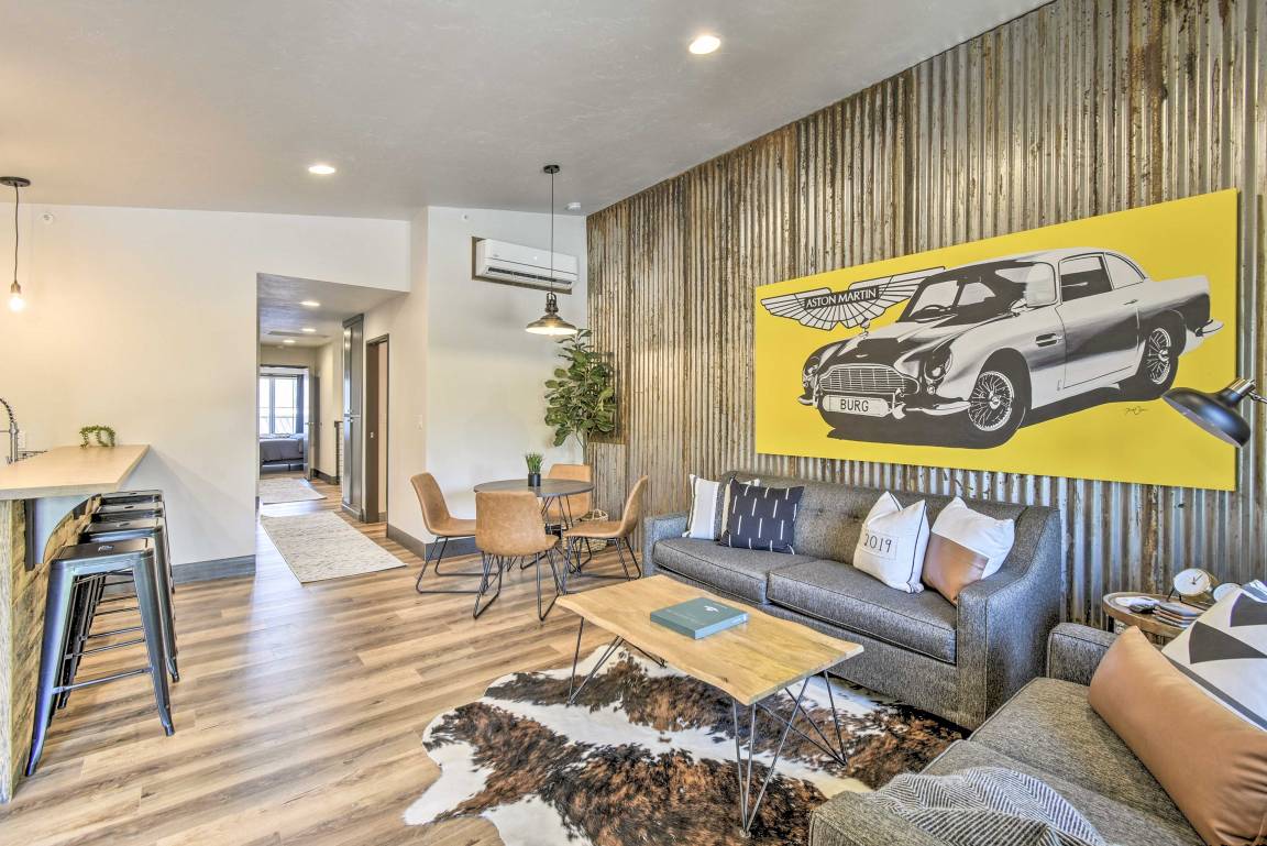 102 M² Apartment ∙ 3 Bedrooms ∙ 9 Guests - Elkhart Lake, WI