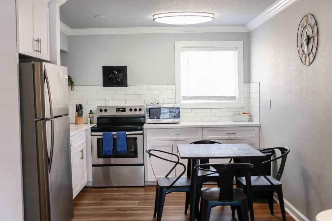 Apartment ∙ 2 Bedrooms ∙ 4 Guests - Norfolk, VA