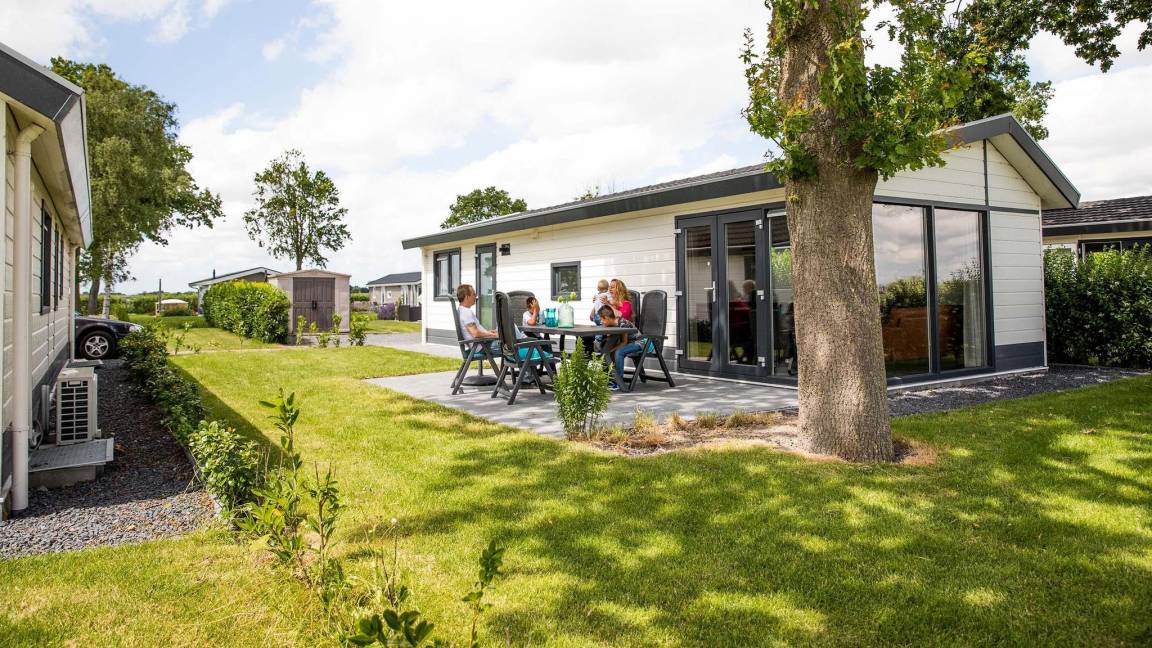 Holiday Park ∙ 2 Bedrooms ∙ 5 Guests - Nordholland