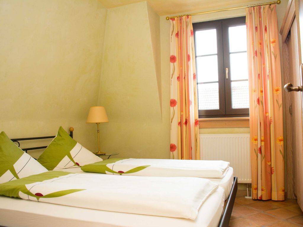 39 M² Bed And Breakfast ∙ 1 Bedroom ∙ 5 Guests - Rust