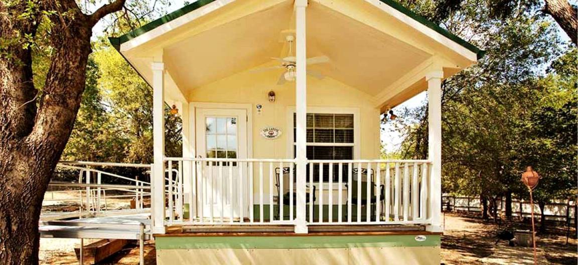 House ∙ 1 Bedroom ∙ 3 Guests - Denton, TX