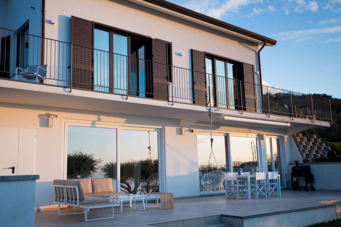 250 M² Villa ∙ 4 Bedrooms ∙ 8 Guests - Capo d’Orlando