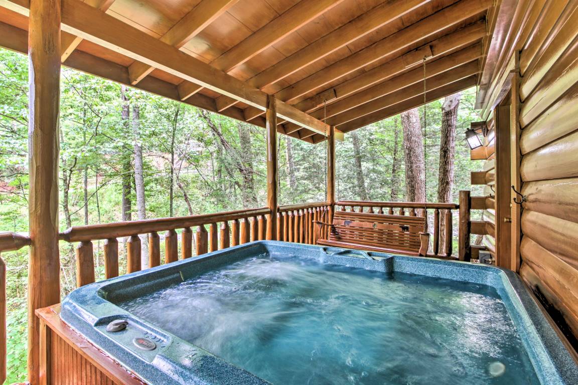 105 M² House ∙ 1 Bedroom ∙ 4 Guests - Gatlinburg, TN