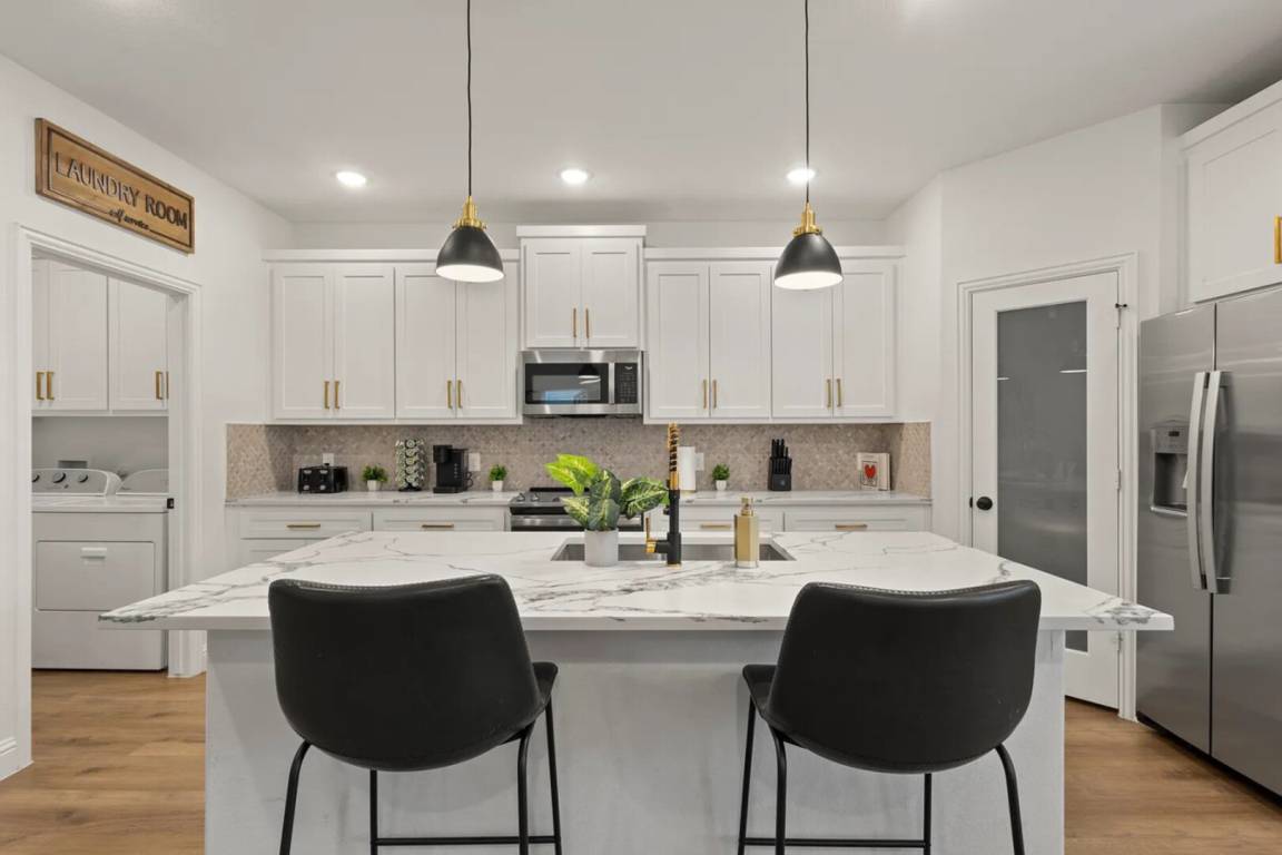 202 M² House ∙ 4 Bedrooms ∙ 8 Guests - Dallas, TX