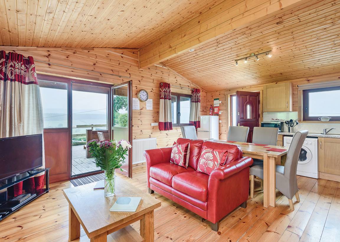 Chalet ∙ 2 Bedrooms ∙ 4 Guests - Wales