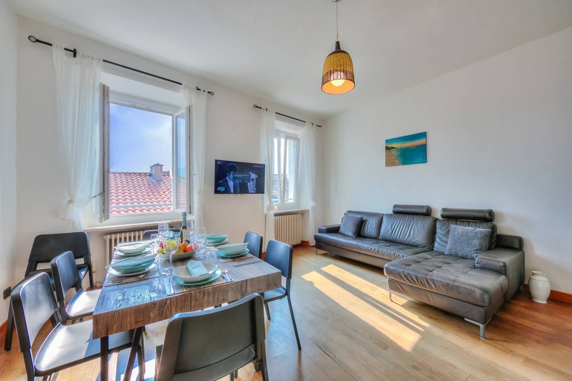 100 M² Apartamento ∙ 2 Habitaciones ∙ 6 Huéspedes - Arco