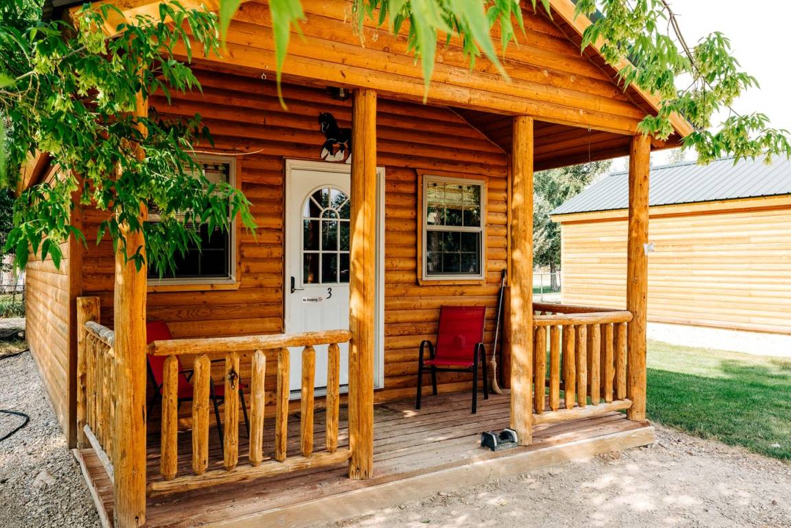 House ∙ 5 Bedrooms ∙ 3 Guests - Wyoming