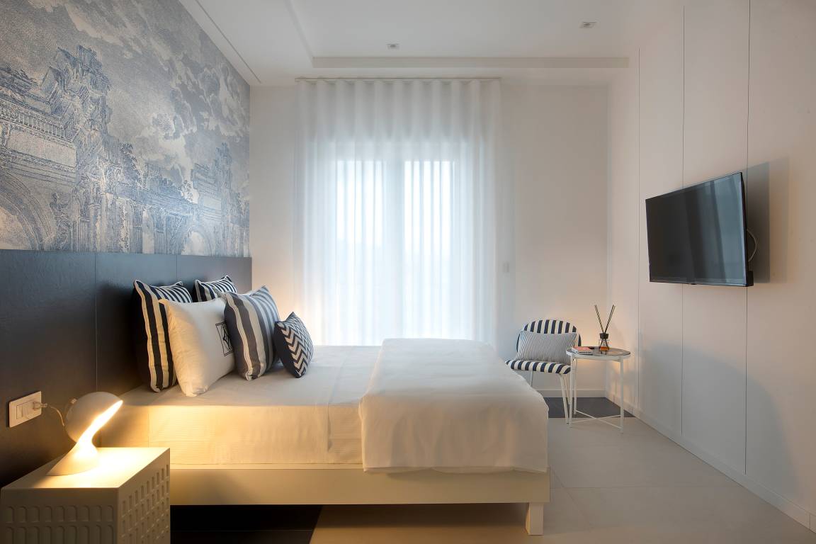 110 M² Apartment ∙ 3 Bedrooms ∙ 7 Guests - Pompei