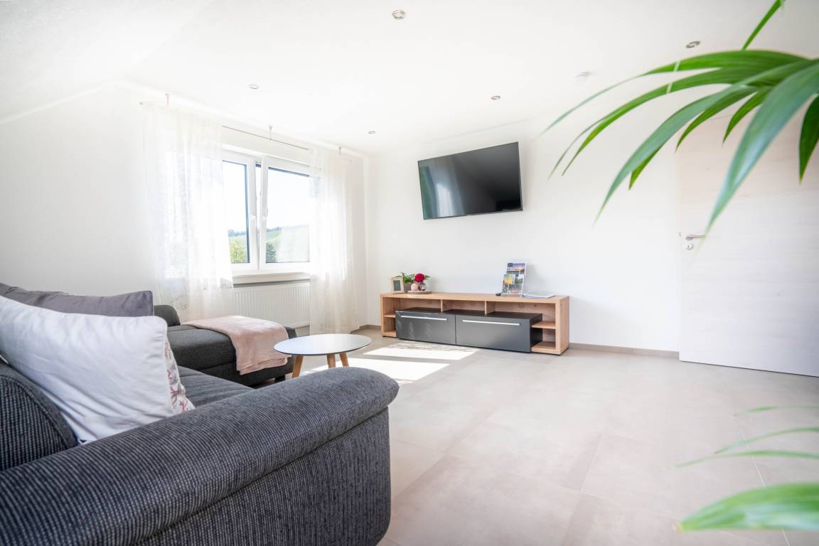 90 M² Ferienwohnung ∙ 2 Schlafzimmer ∙ 5 Gäste - Durbach