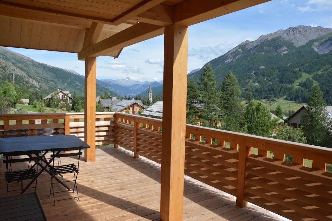 140 M² Talo ∙ 4 Makuuhuonetta ∙ 9 Vierasta - Serre Chevalier