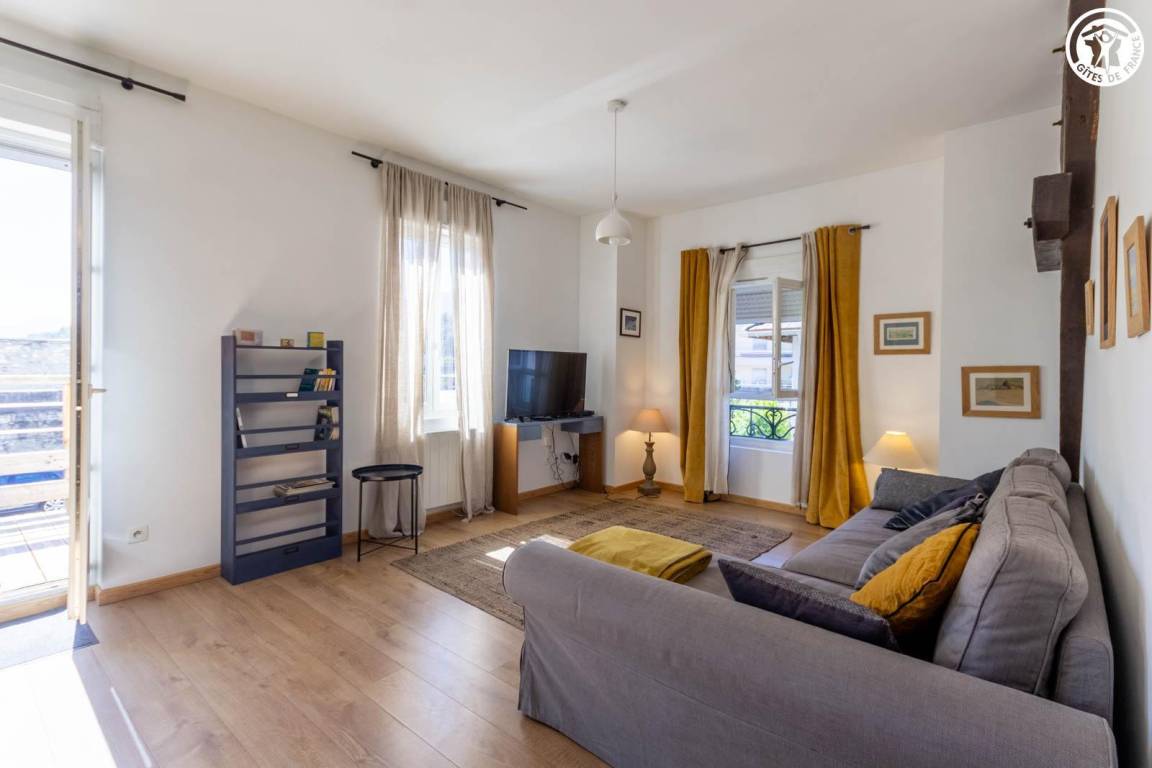 82 M² Mökki ∙ 2 Makuuhuonetta ∙ 5 Vierasta - Aix-les-Bains